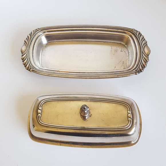Oneida | Kitchen | Oneida Ltd Silversmiths Silver Plated Butter Dish ...